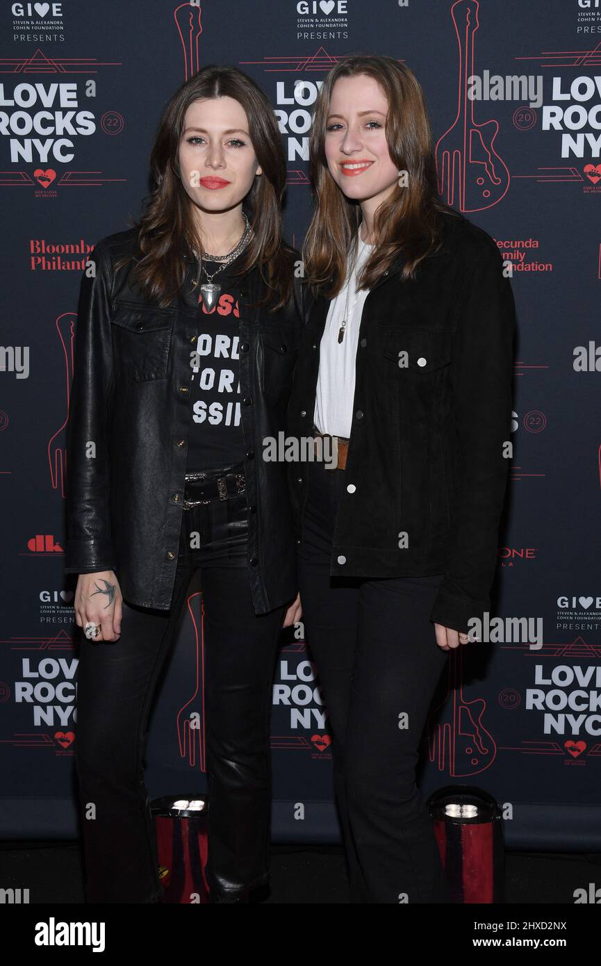 New York, USA. 10th Mar, 2022. Rebecca Lovell (L) and Megan Lovell of ...