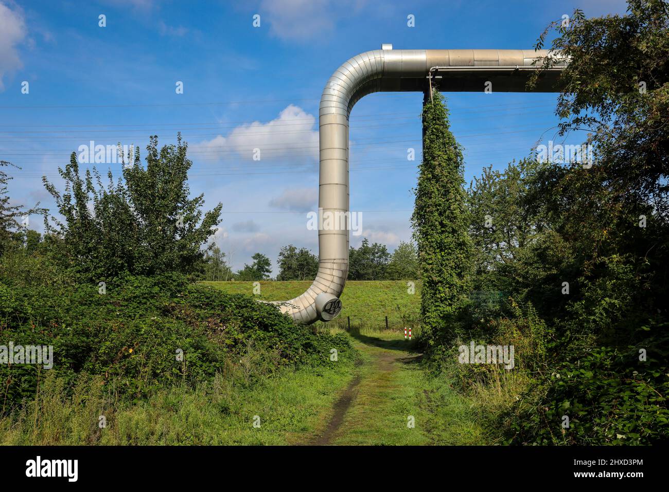 Steam pipe system hi-res stock photography and images - Alamy