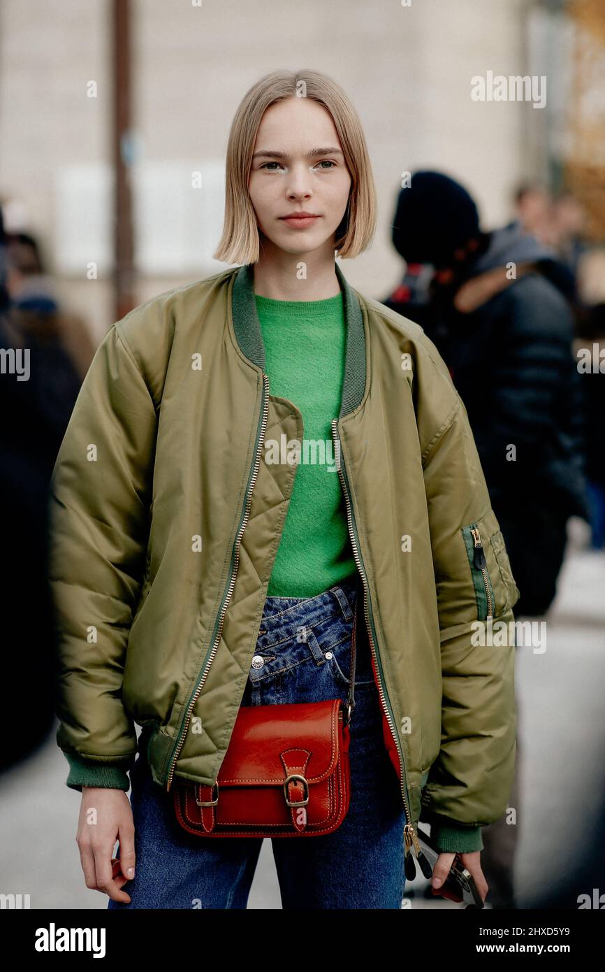 Street style,model Puck Shrover after Dior Fall-Winter 2022-2023 show ...
