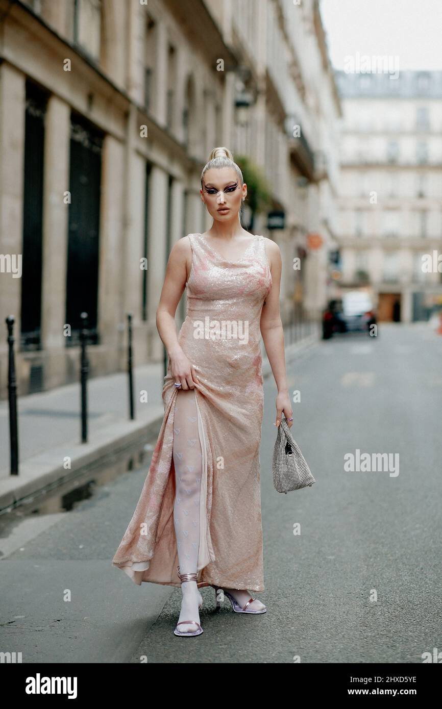 Street style, Meredith Duxbury arriving at Koche Fall-Winter 2022-2023 ...