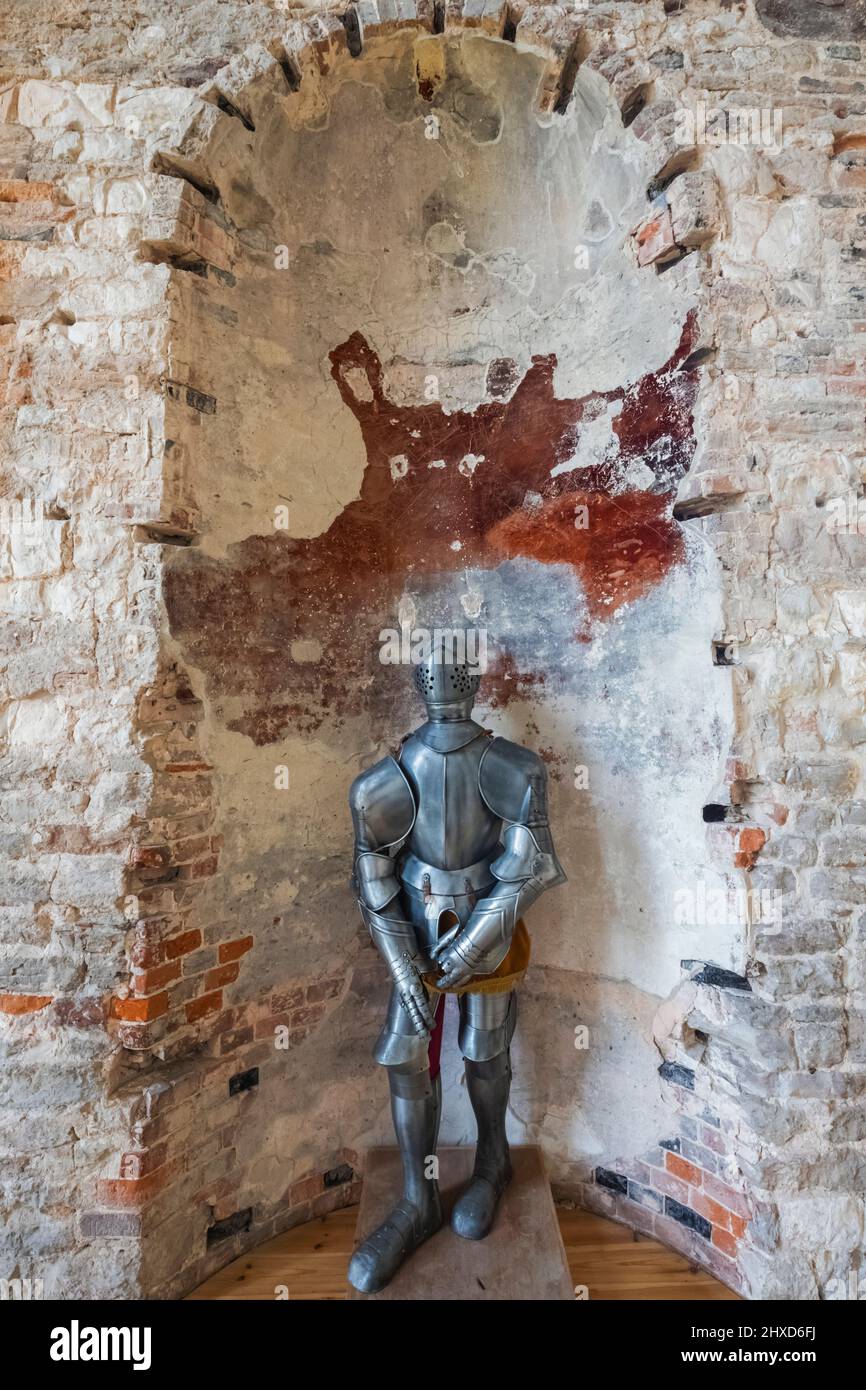 Castle interior armour hi-res stock photography and images - Alamy