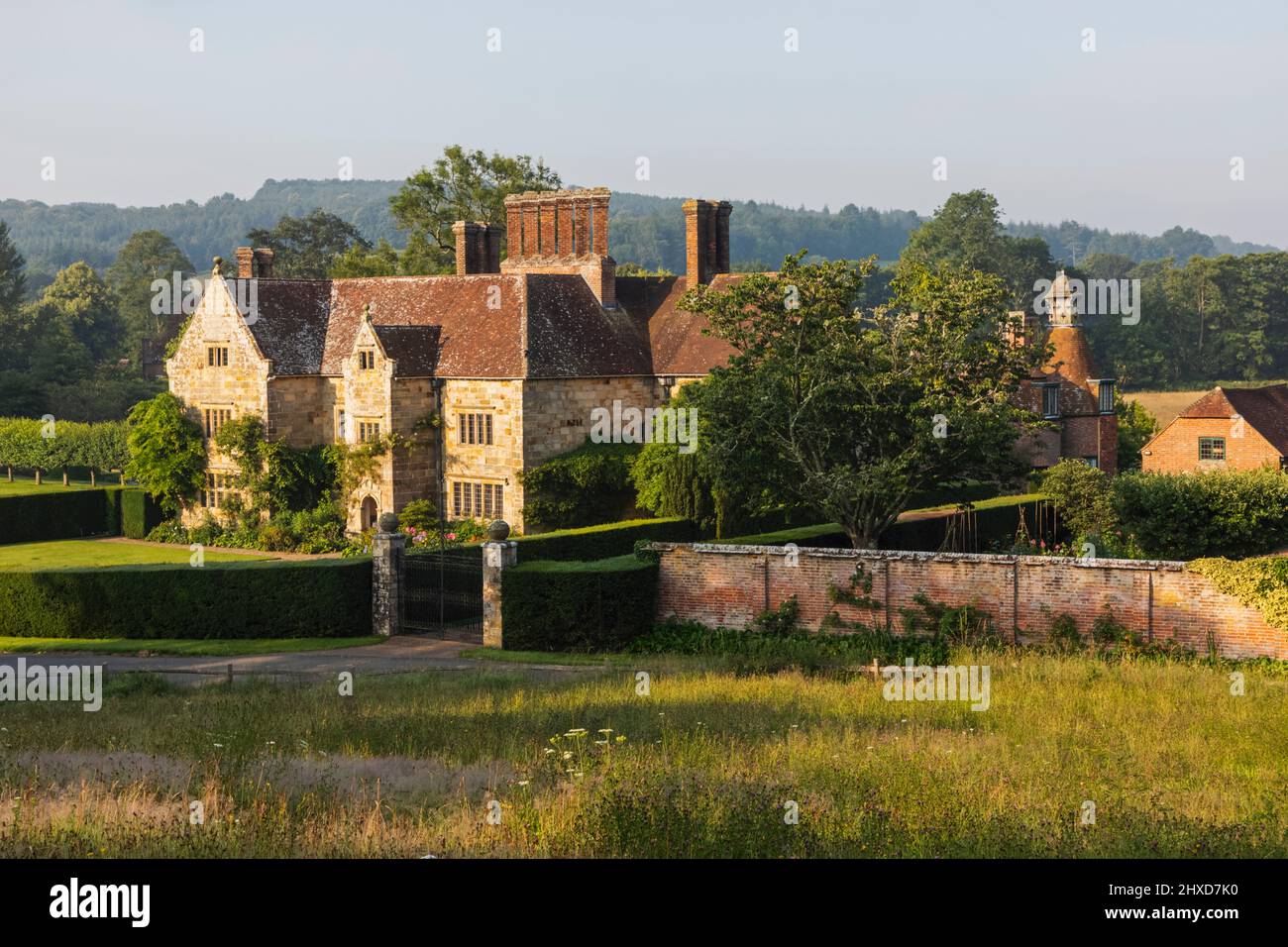 17th century home hi-res stock photography and images - Alamy