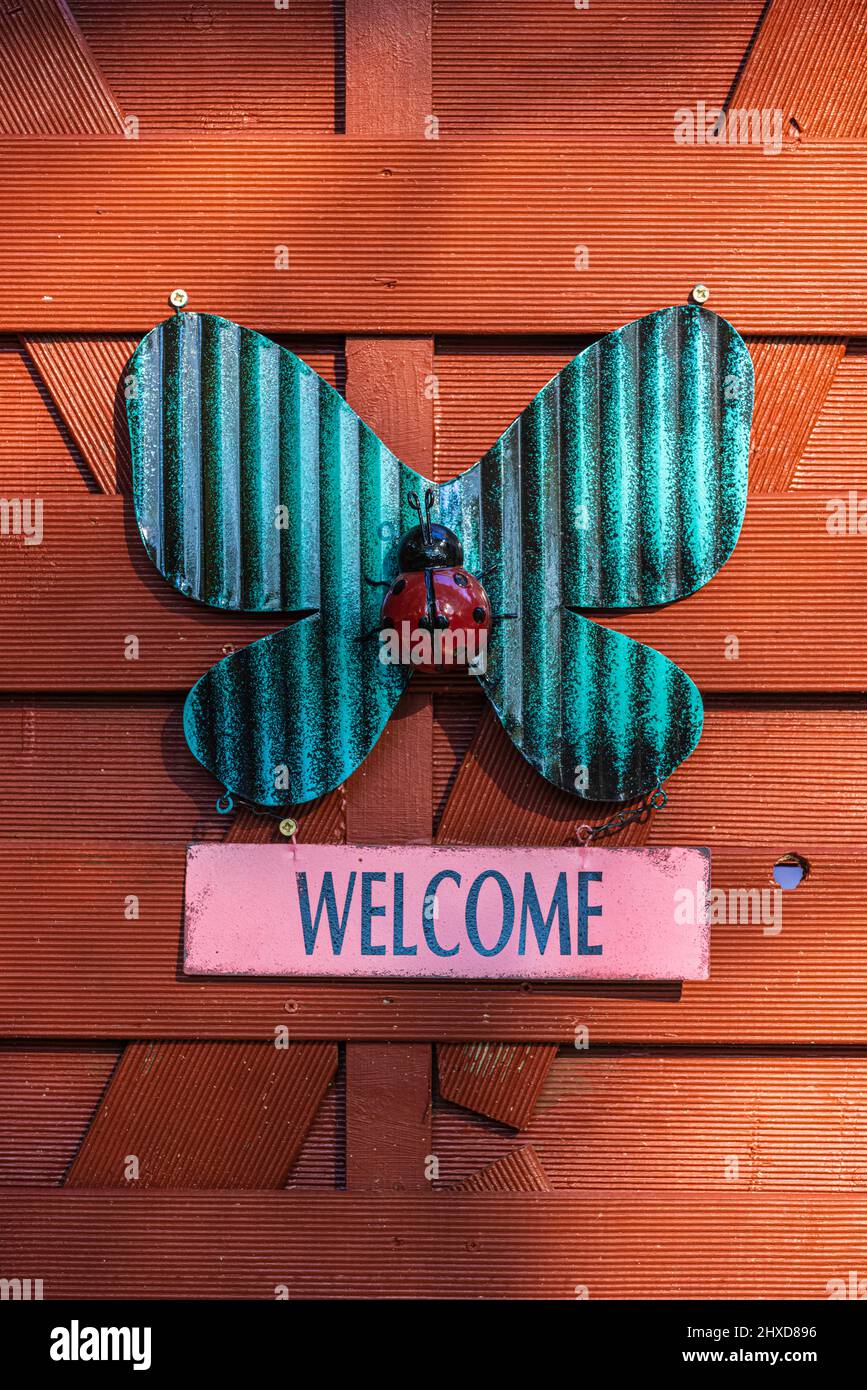 Butterfly garden sign hi-res stock photography and images - Alamy