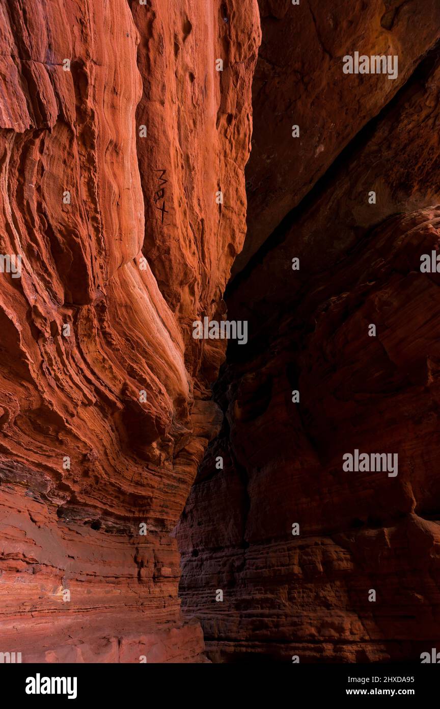 Coloured sandstone formation hi-res stock photography and images - Alamy