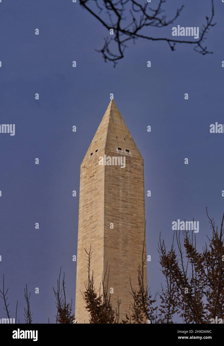 George washington monument trees hi-res stock photography and images ...