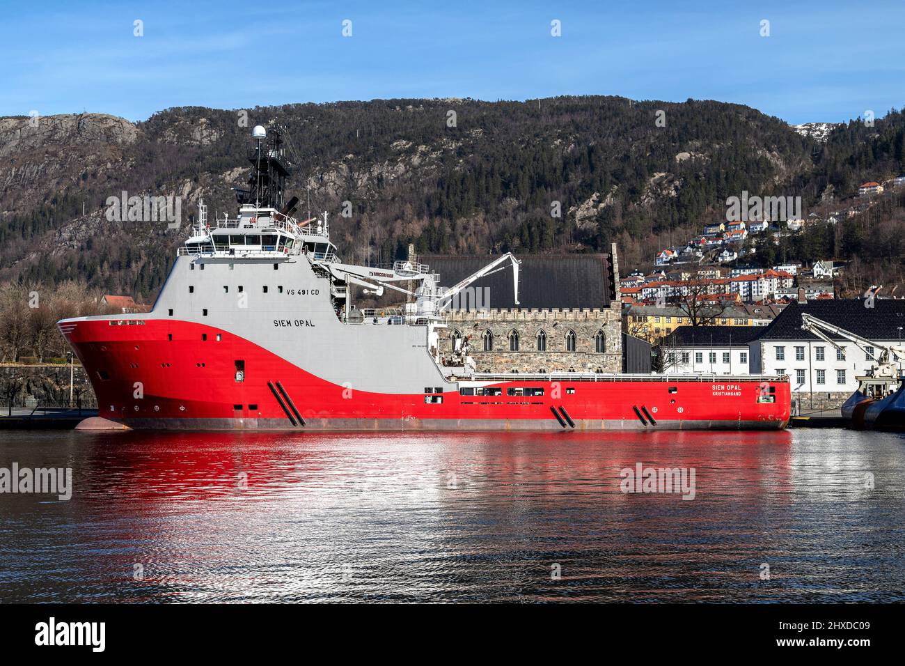 Offshore AHTS anchor handling tug supply vessel Siem Opal, berthed at ...