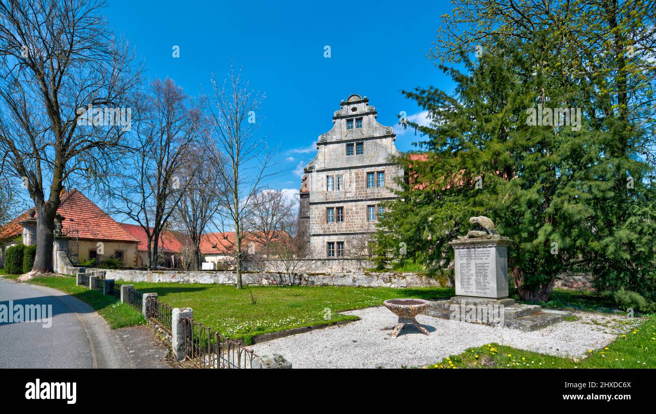 Friesenhausen Castle, facade, castle complex, Renaissance castle ...
