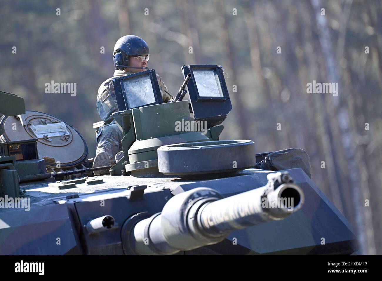 Tank gunner hi-res stock photography and images - Alamy