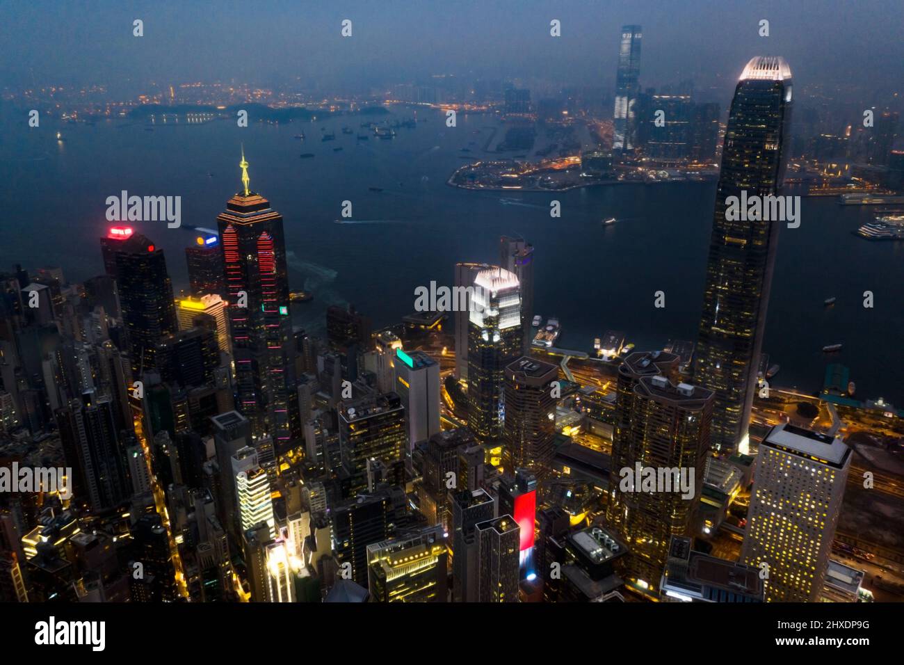 Aerial view of office blocks hi-res stock photography and images - Alamy