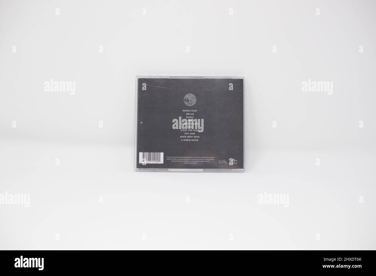 Lorde - Pure Heroine album cover reverse and track listing in jewel ...