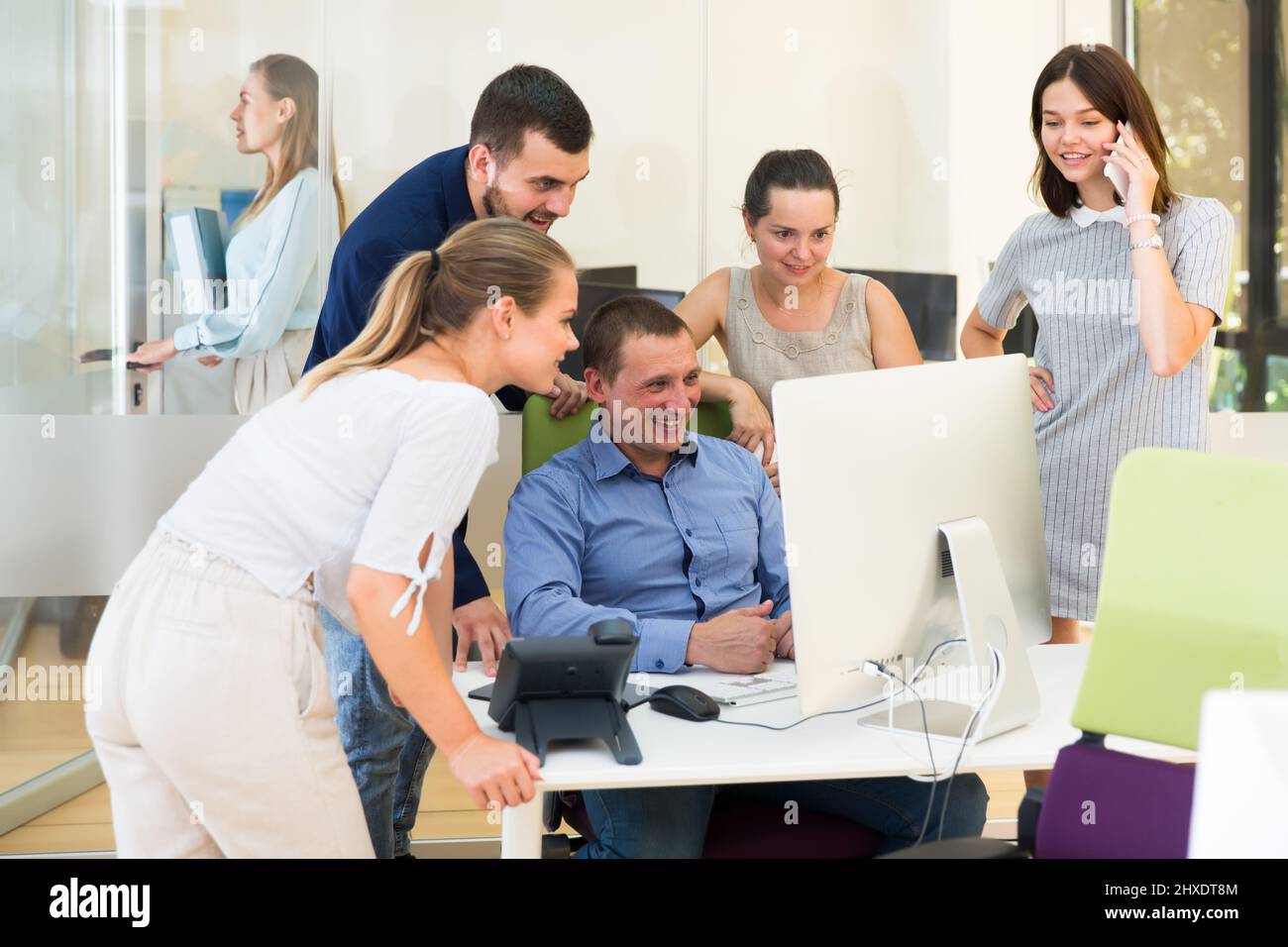 Nice office team hi-res stock photography and images - Alamy