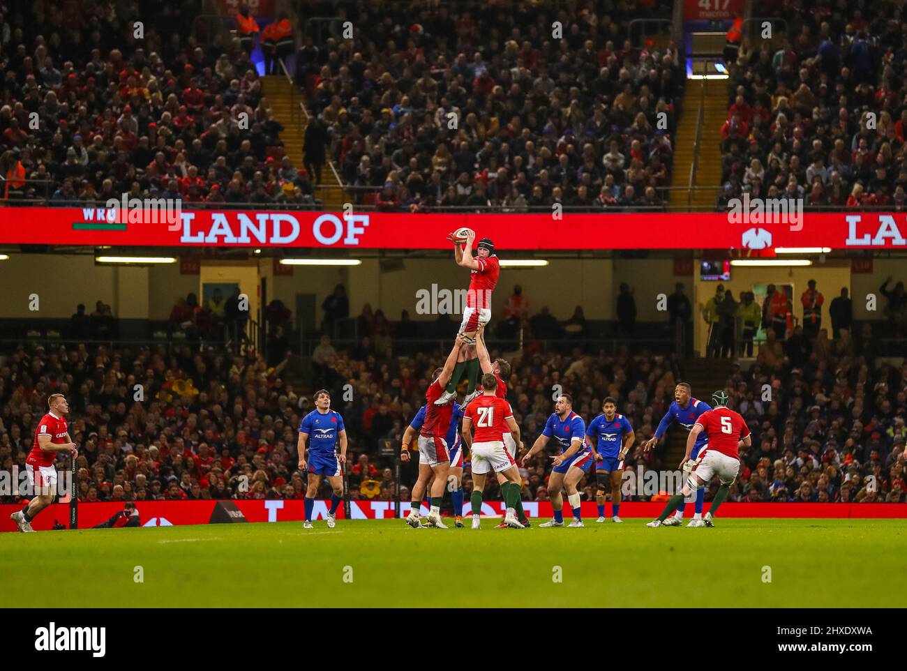 Seb davies wales hi-res stock photography and images - Alamy