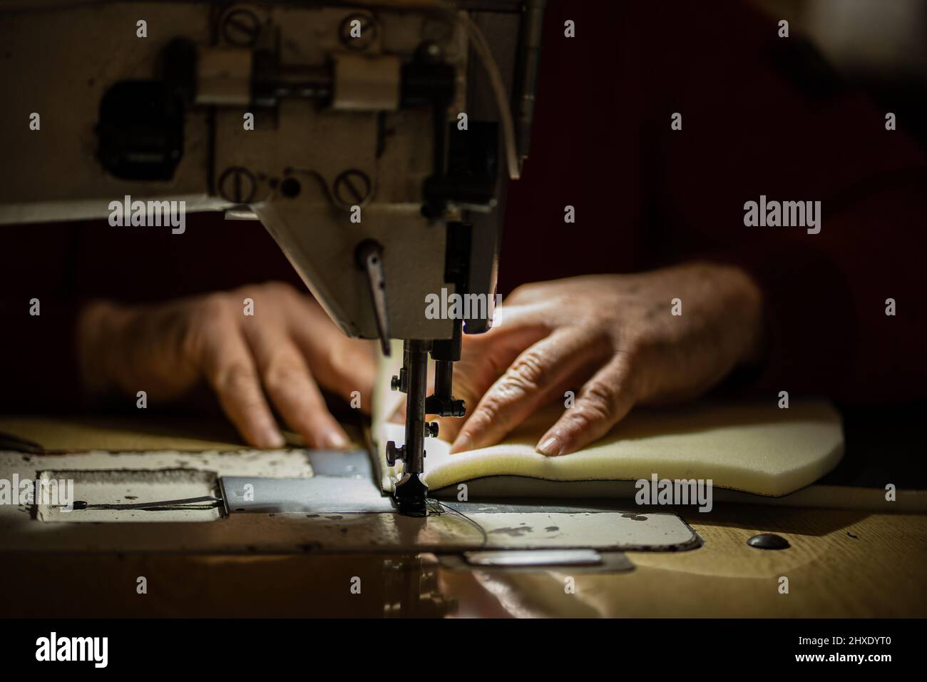 Tailor craft hi-res stock photography and images - Alamy