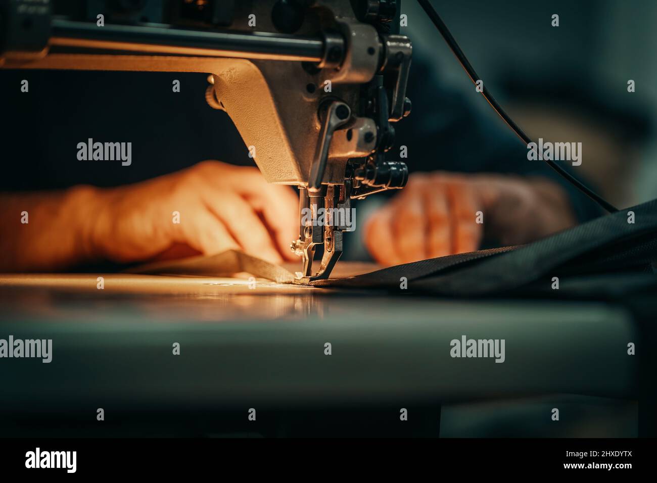 Tailor craft hi-res stock photography and images - Alamy