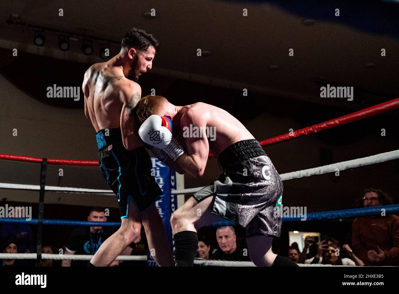 Essex, UK. 11th Mar, 2022. Purkiss throws a big uppercut during the MTK ...