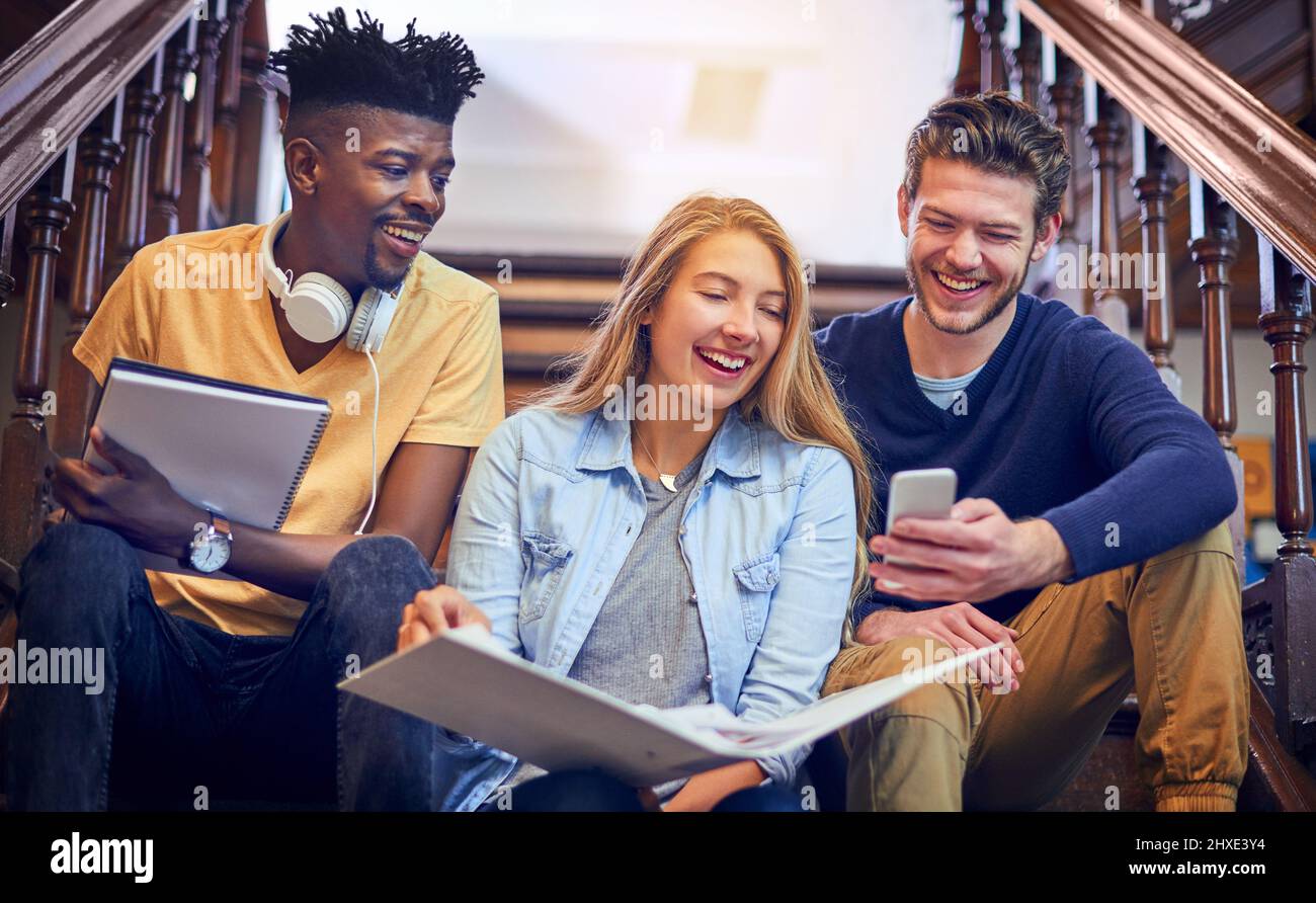 Group task young people hi-res stock photography and images - Alamy