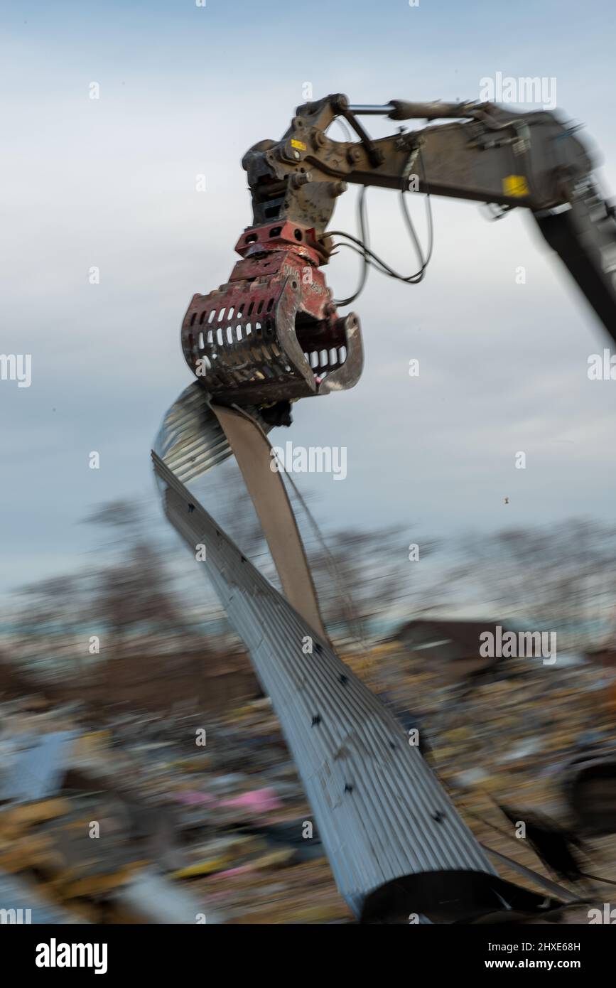 Contractors begin work on a multimillion-dollar demolition, redesign ...