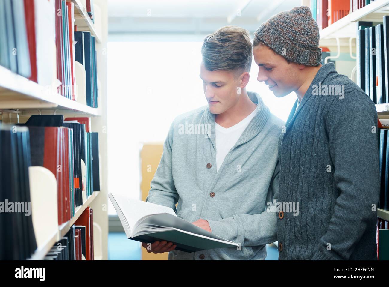 Uni students campus university hi-res stock photography and images - Alamy