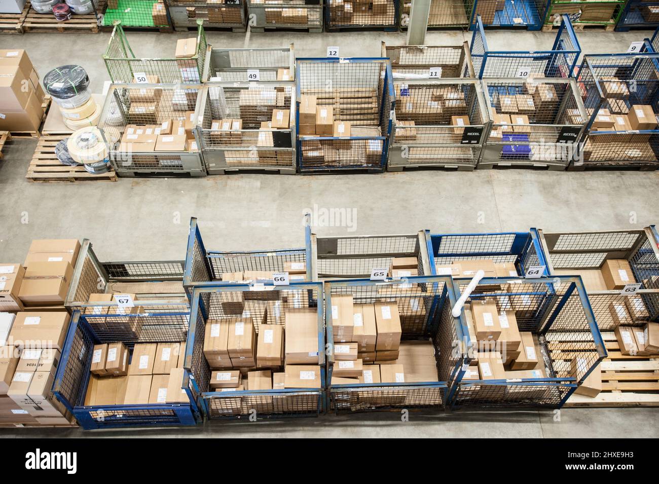 Fulfillment centre hi-res stock photography and images - Alamy