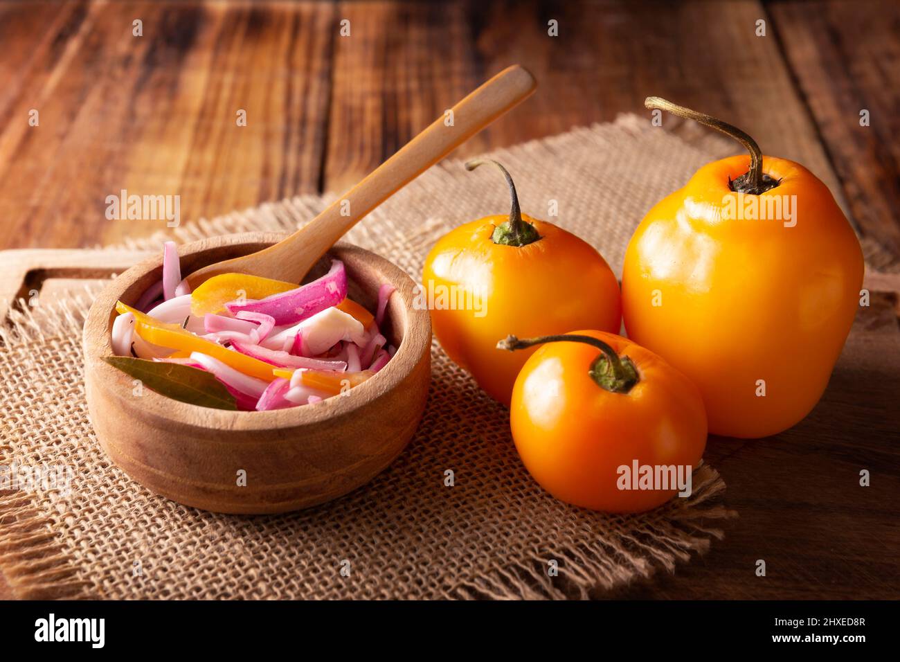 Chile Manzano con Cebolla. Chopped purple onion with manzano chili and ...