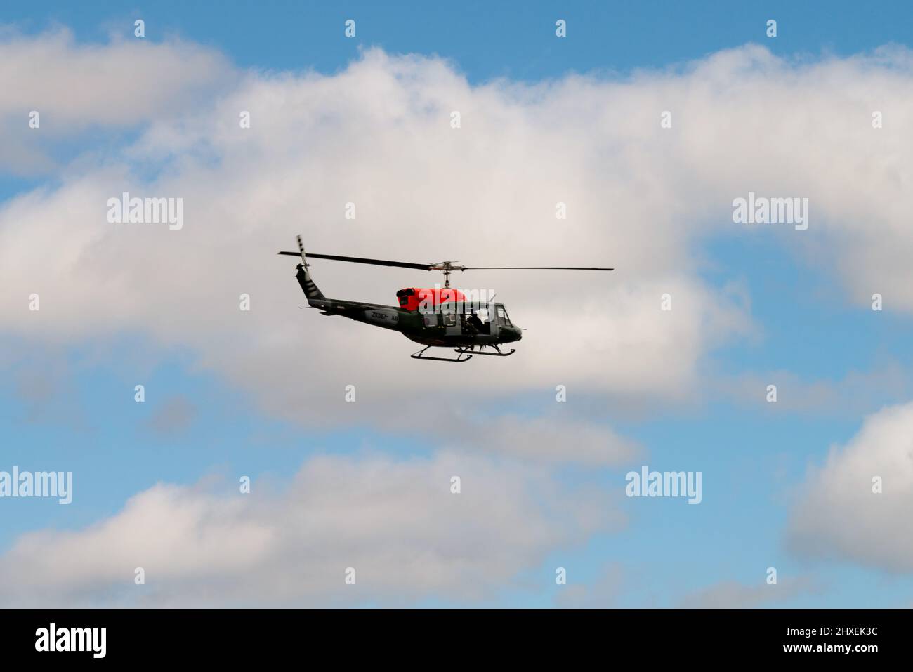 ZH814 British army (Army Air Corps AAC) 1971 helicopter Bell 212 B-BGMH ...