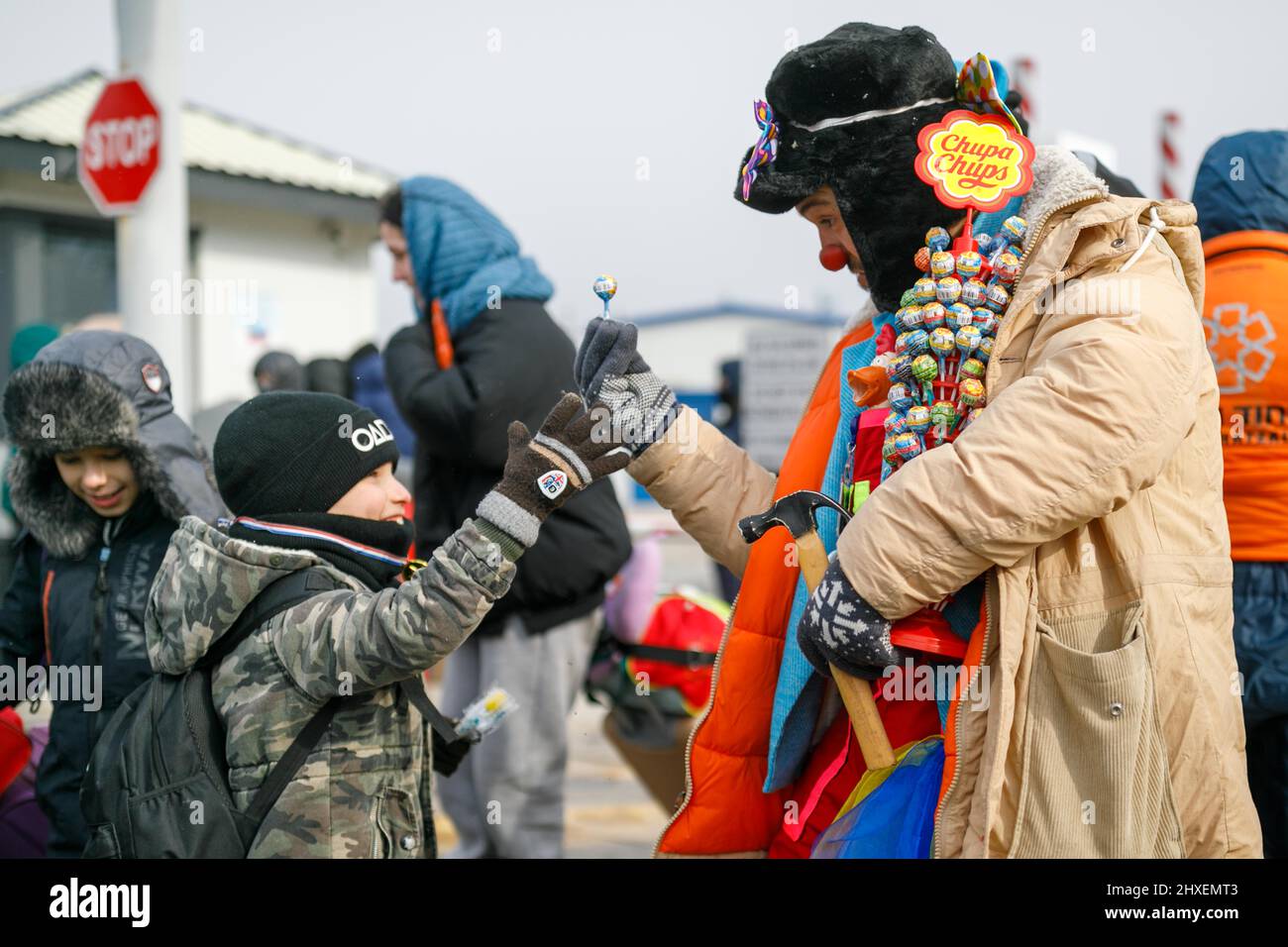 Clowns from the Israeli aid organization ‘Dream Doctors Project ...