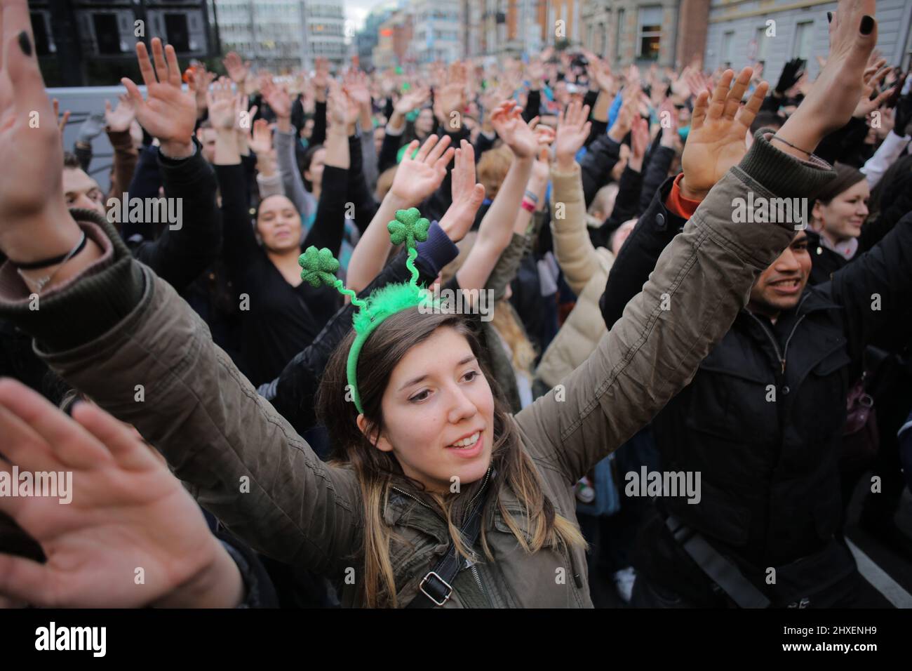 Hands raised crowd hi-res stock photography and images - Alamy