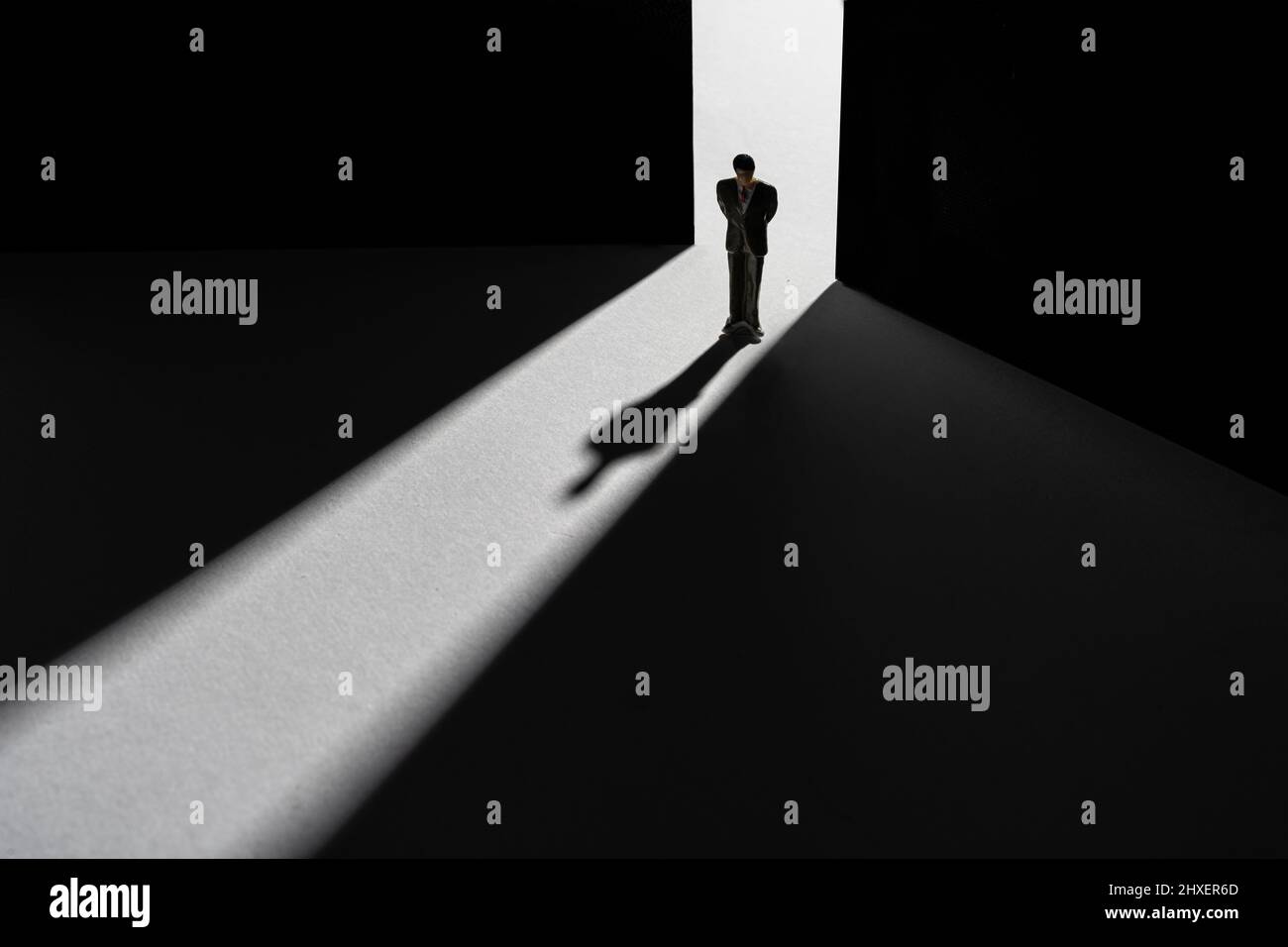 Shadow wall man High Resolution Stock Photography and Images - Alamy