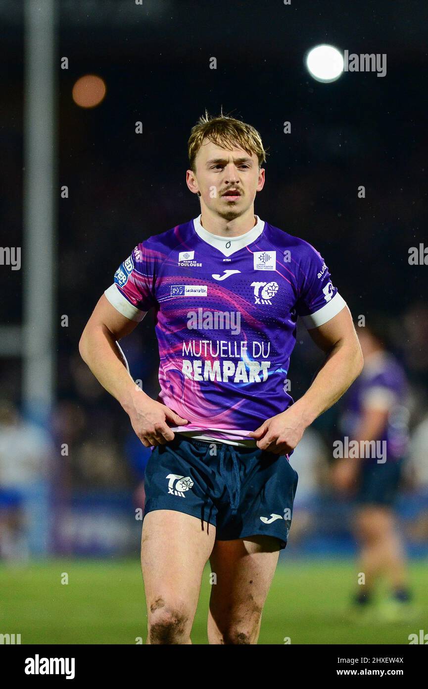 Olly ashall bolt of toulouse olympique xiii hi-res stock photography ...