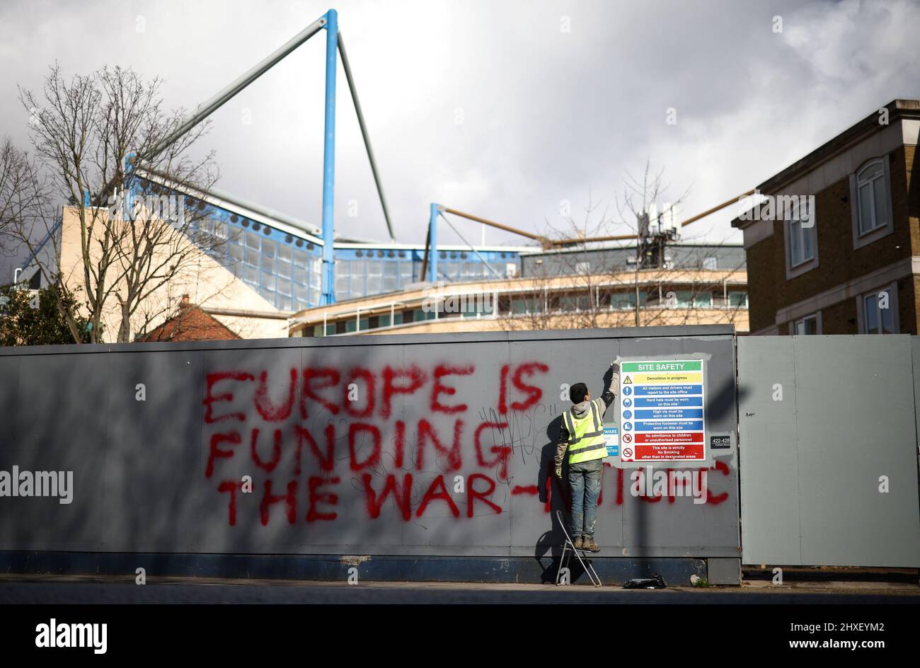 Football hoardings hi-res stock photography and images - Alamy