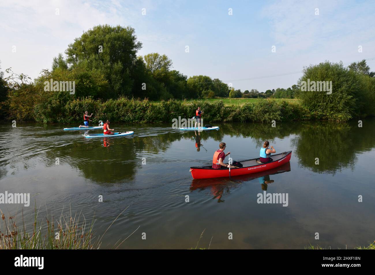 River Thames Walk, Lechlade, Gloucestershire, Cotswolds, England, UK ...