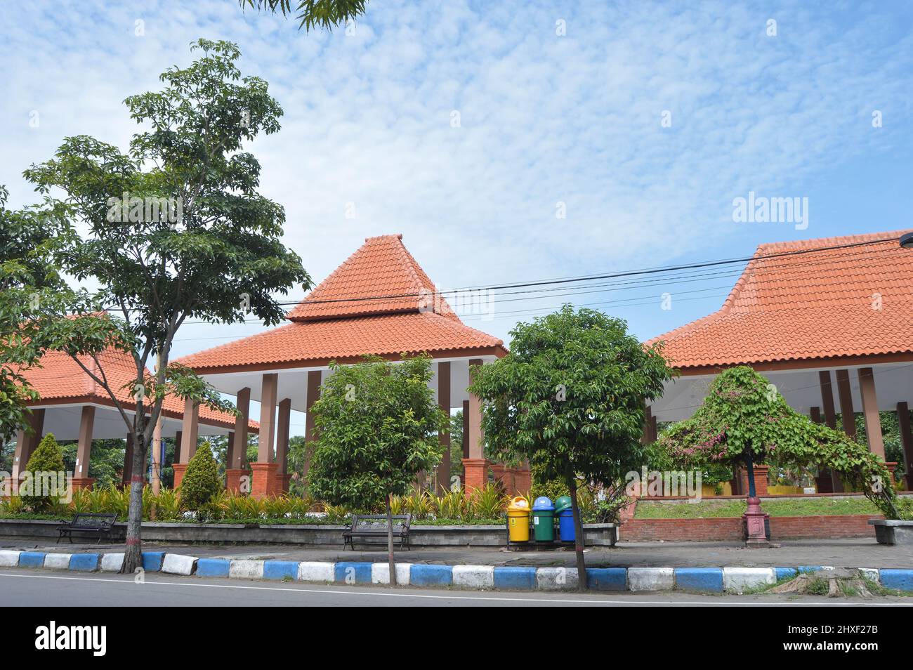 Cuboid architecture hi-res stock photography and images - Alamy