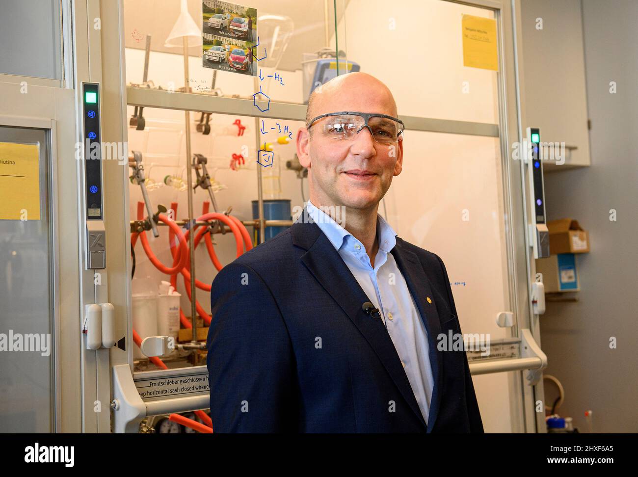 Chemistry Nobel Laureate Prof. Benjamin LIST l. (Max Planck Institute ...