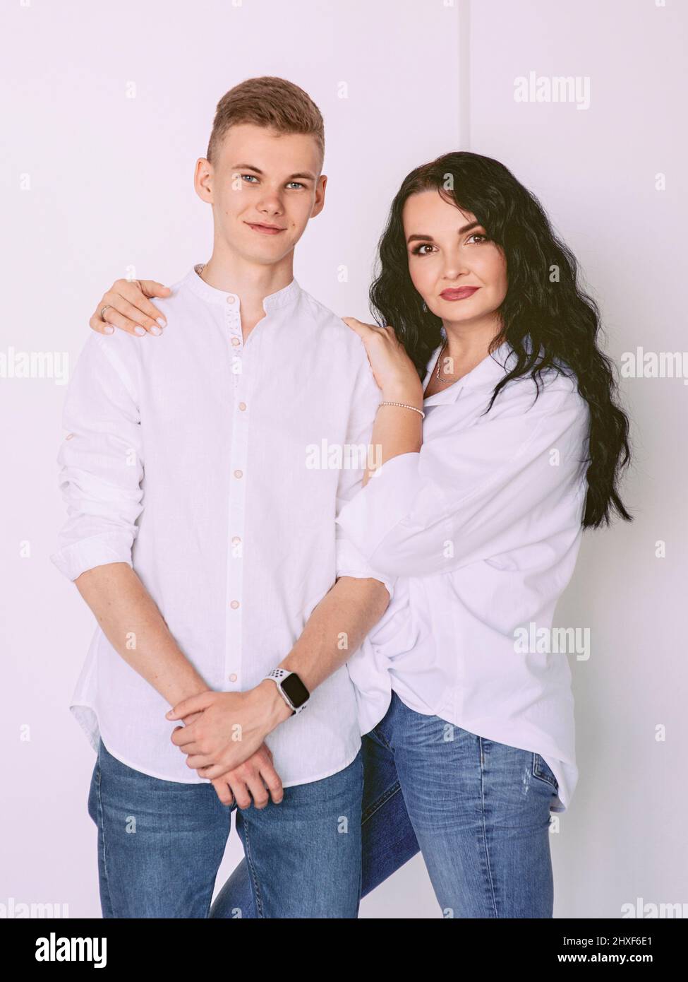 Jeans family hi-res stock photography and images - Alamy