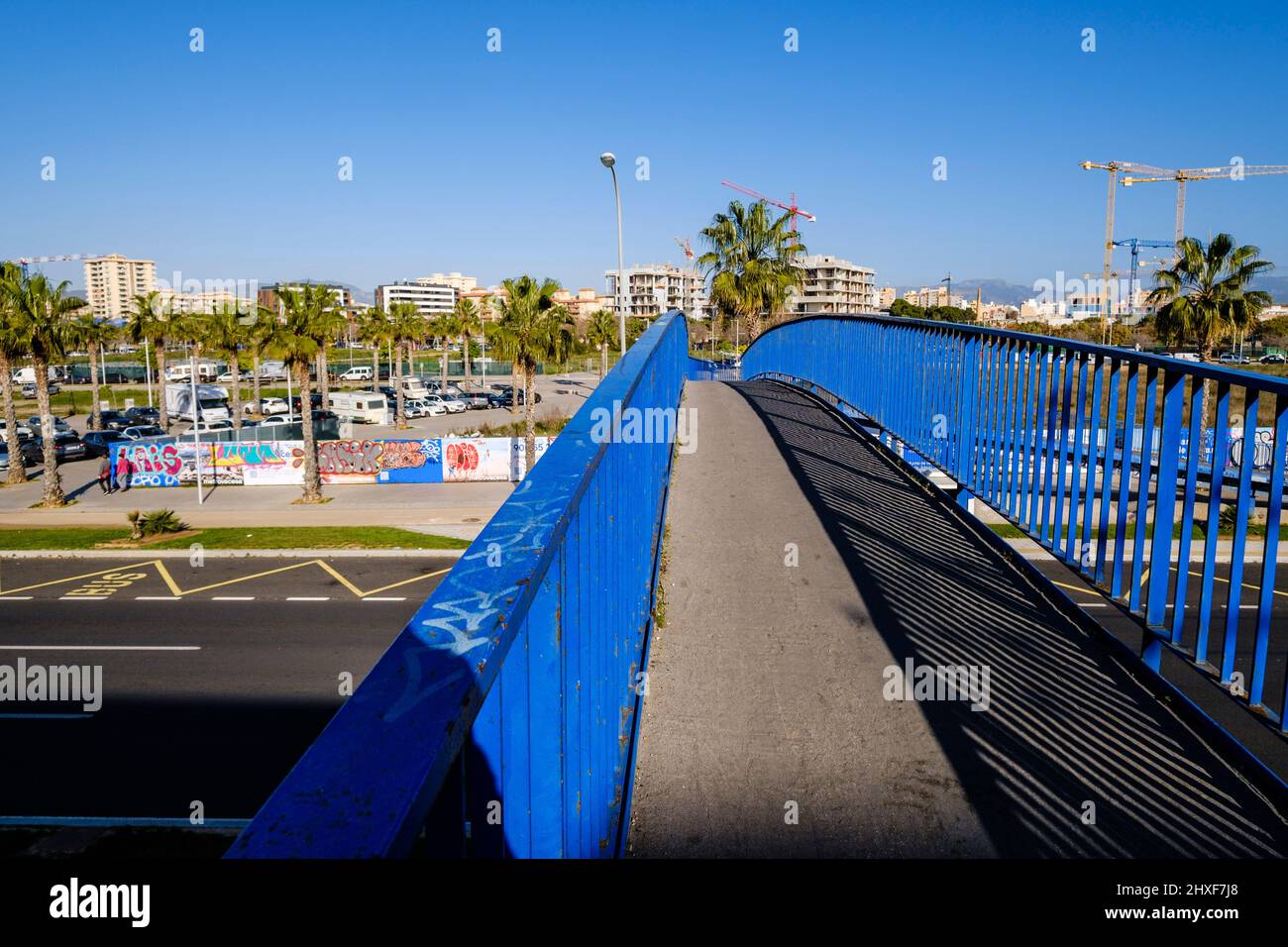 pedestrian walkway over Ma-19 motorway, Polígono de Levante, Palma ...