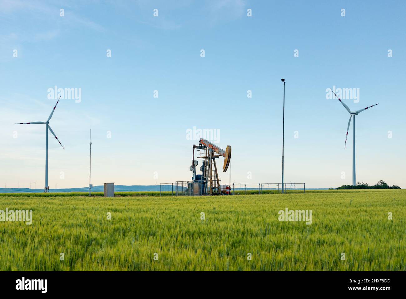 Oil pump facility for extraction and energy production in Lower Austria ...
