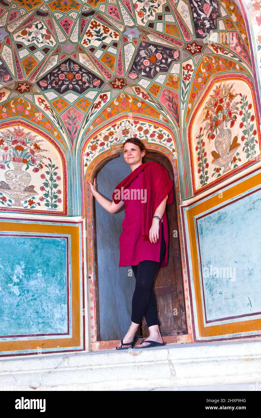 beautiful caucasian woman posing in Amber Fort, India Stock Photo - Alamy