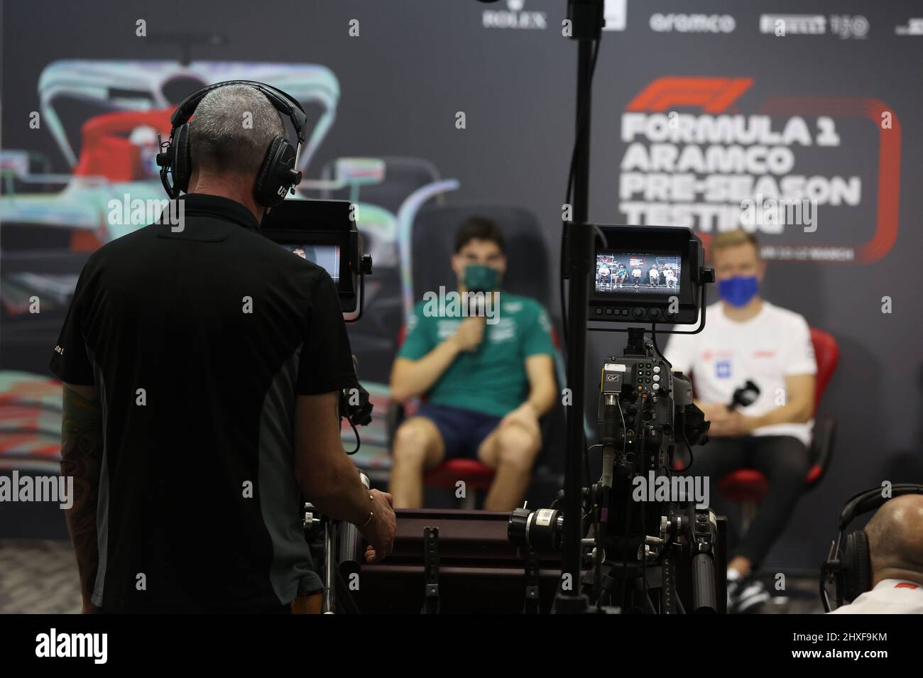 Formula 1 camera hi-res stock photography and images - Alamy