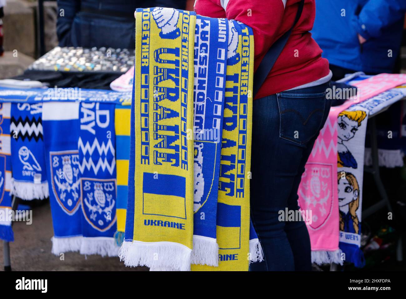 Support ukraine images hi-res stock photography and images - Alamy
