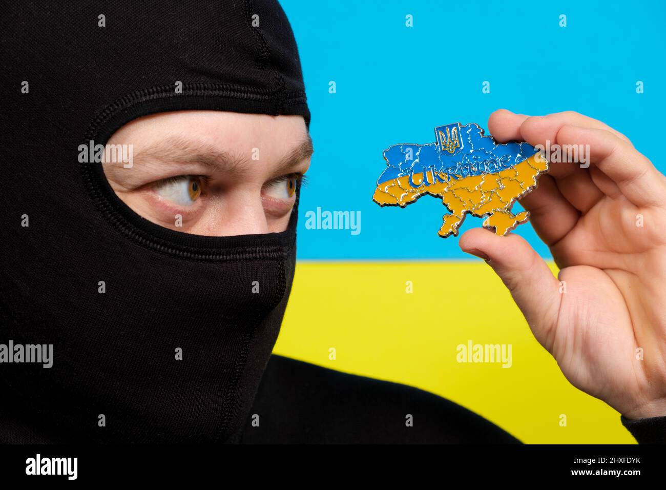 Black balaclava hi-res stock photography and images - Alamy