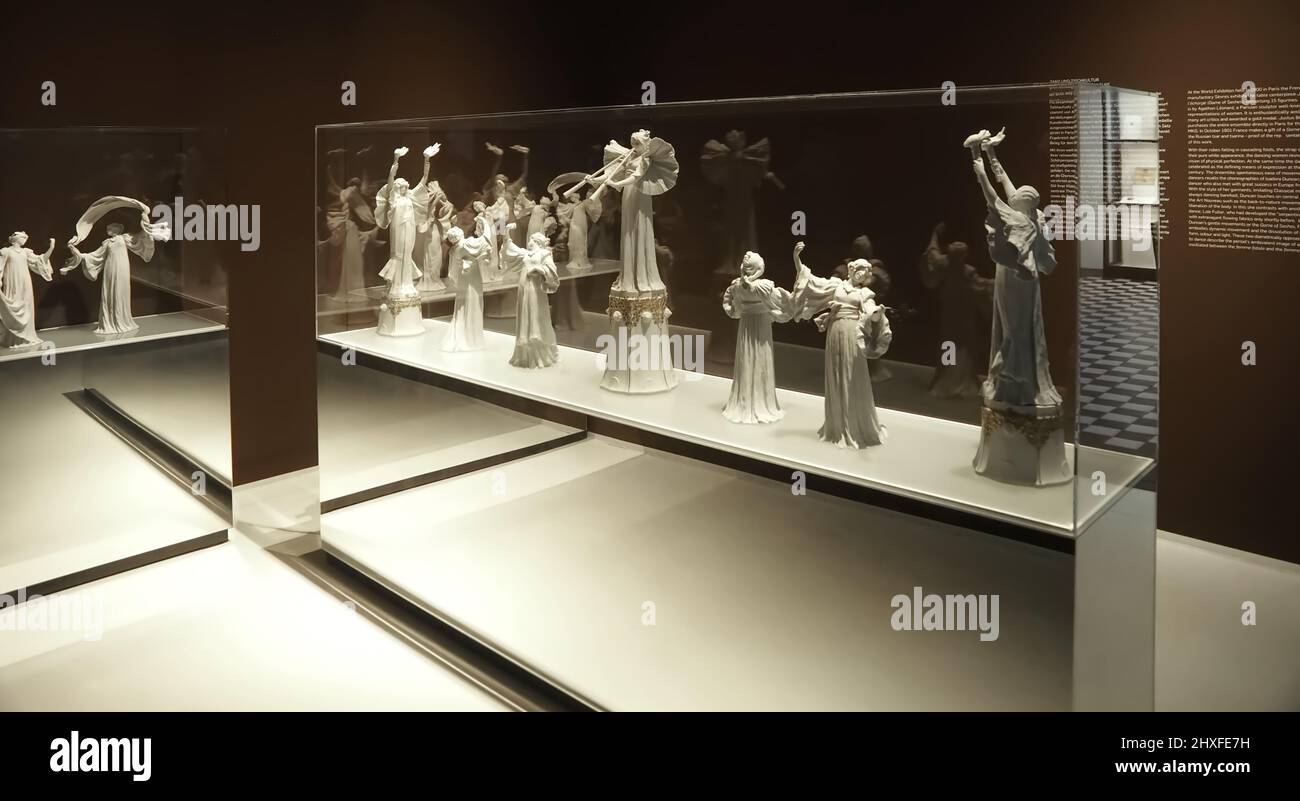 Beautiful art collection of the MKG museum fuer Kunst und Gewerbe in ...