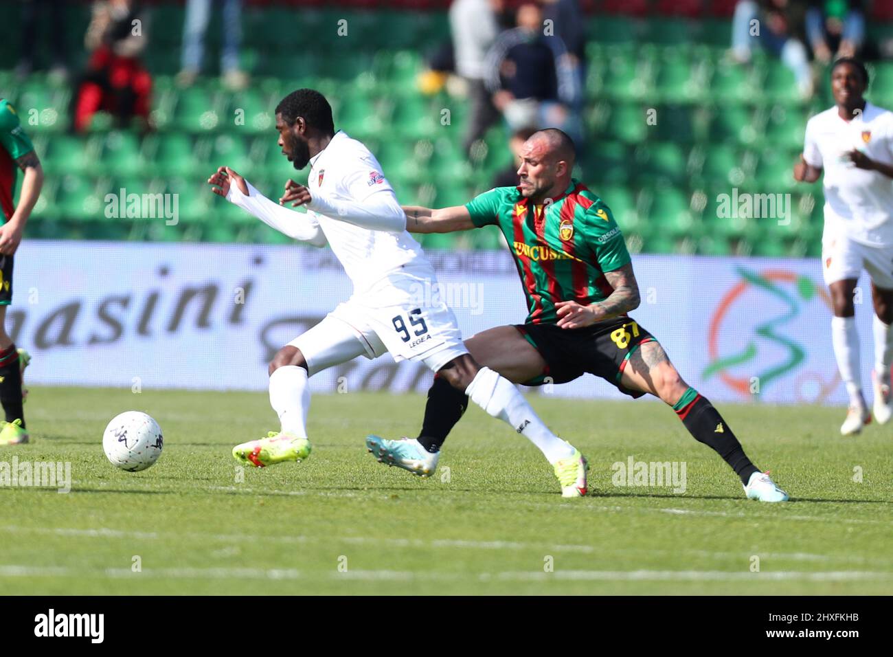 Laura gaetan hi-res stock photography and images - Alamy