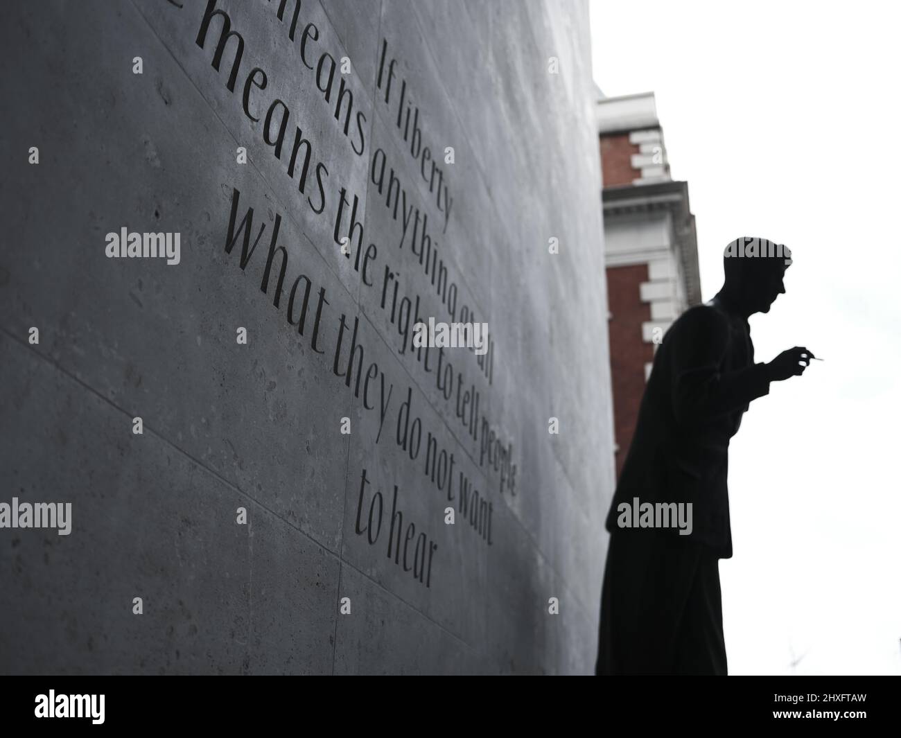 George Orwell Memorial Stock Photo - Alamy