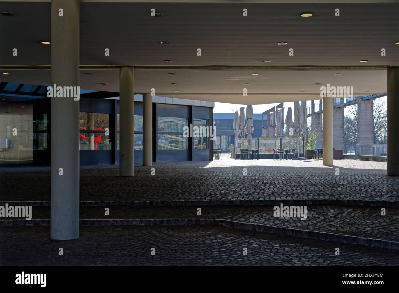 Entrance to the Sprengel Museum in Hanover / Germany Stock Photo - Alamy