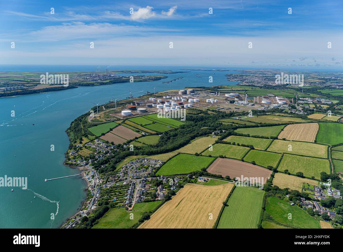 Beach pembrokeshire cleddau estuary hi-res stock photography and images ...