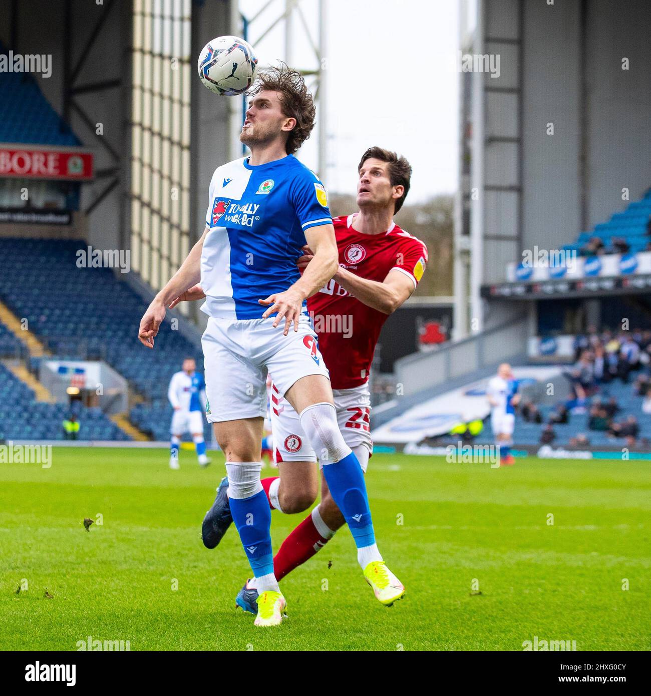 Sam Gallagher #9 of Blackburn Rovers controls the ball Stock Photo - Alamy