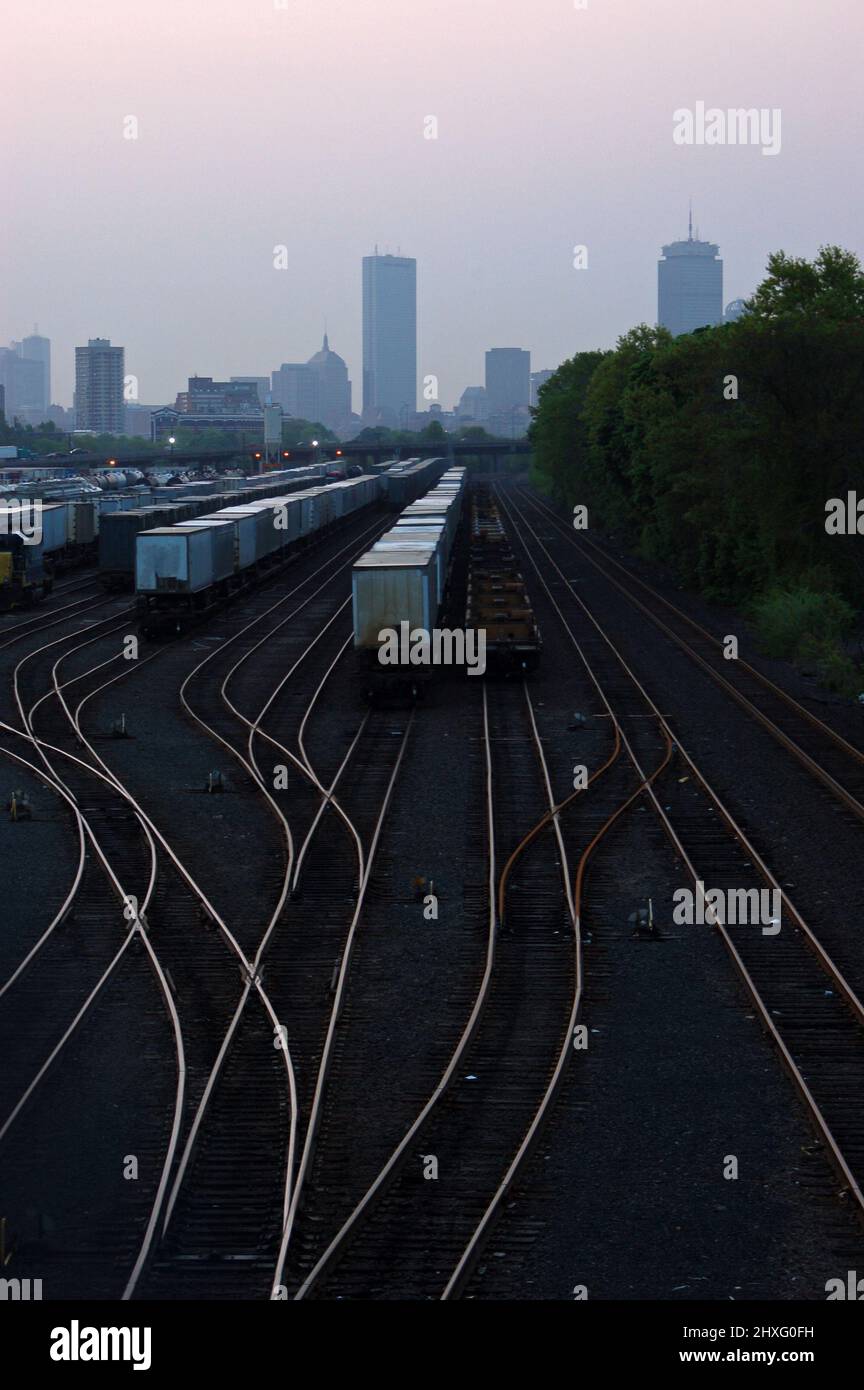 Empty railyard hi-res stock photography and images - Alamy