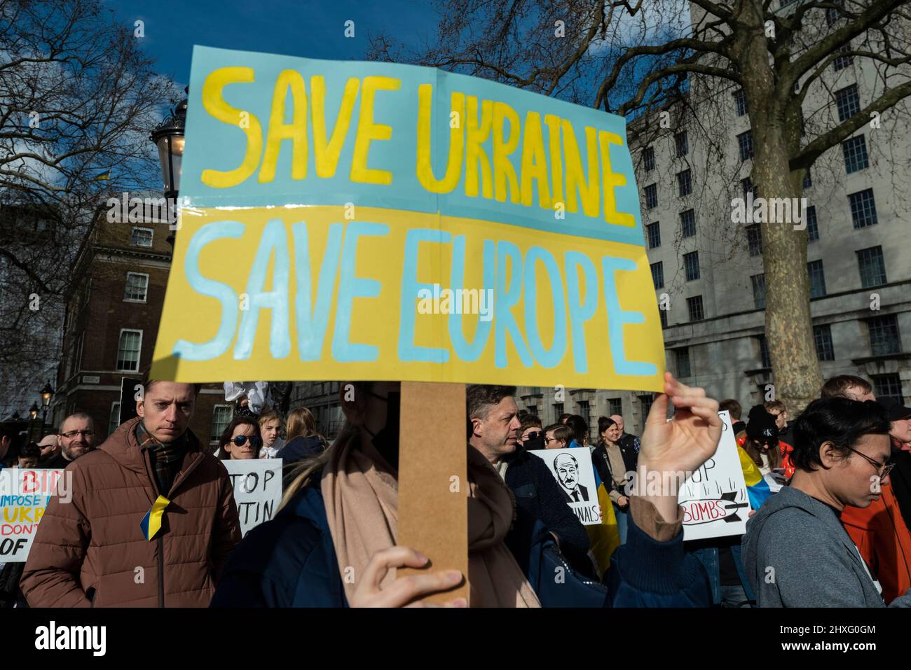 London, UK. 12 March 2022. Demonstrators show solidarity with the ...
