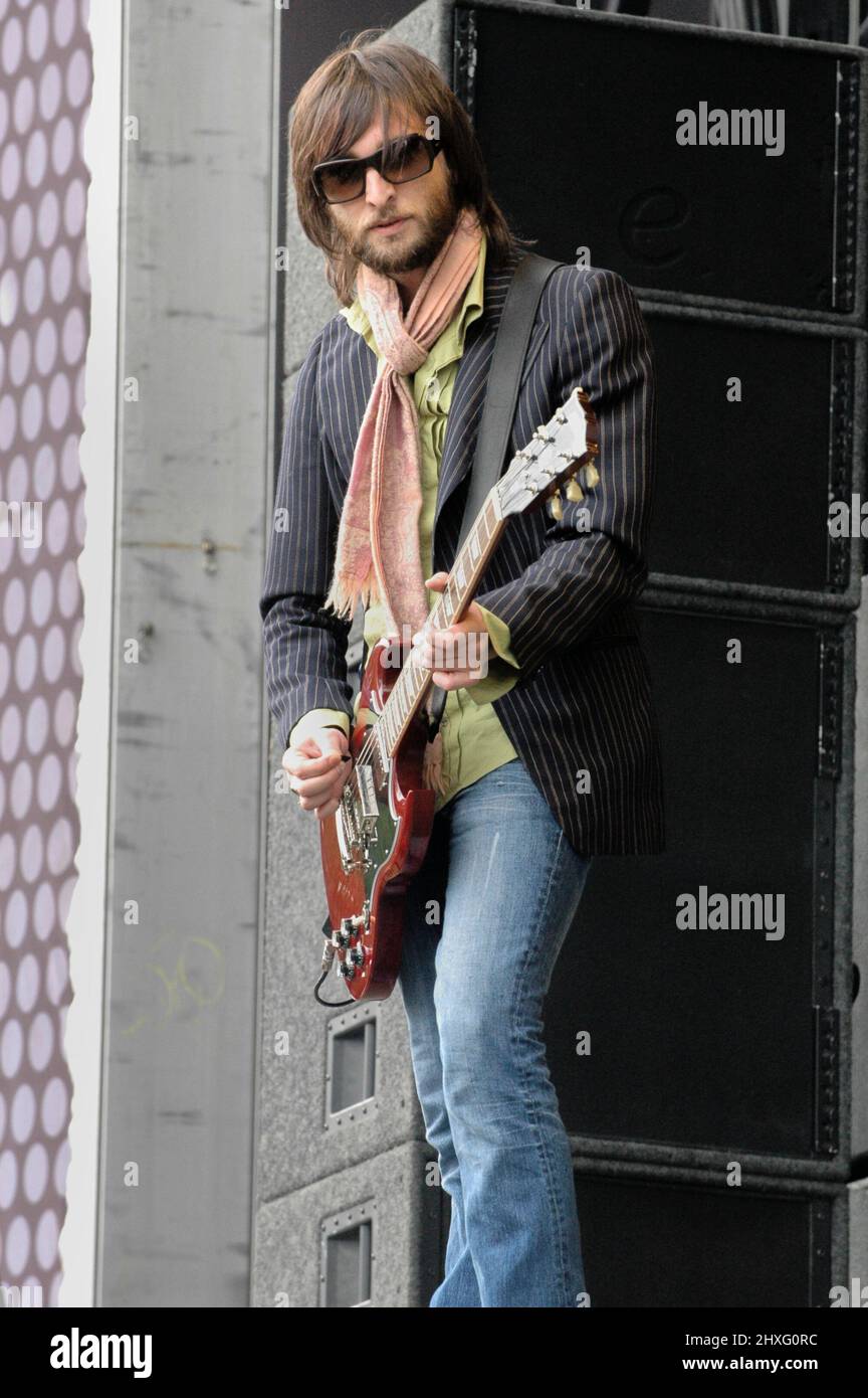 Nic Cester - Jet, V2005, Hylands Park, Chelmsford, Essex, Britain - 20 ...