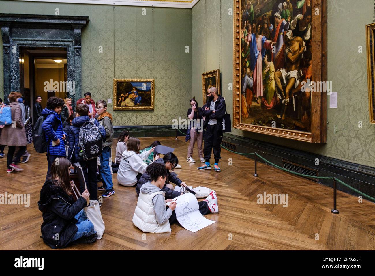 World class museums hi-res stock photography and images - Alamy